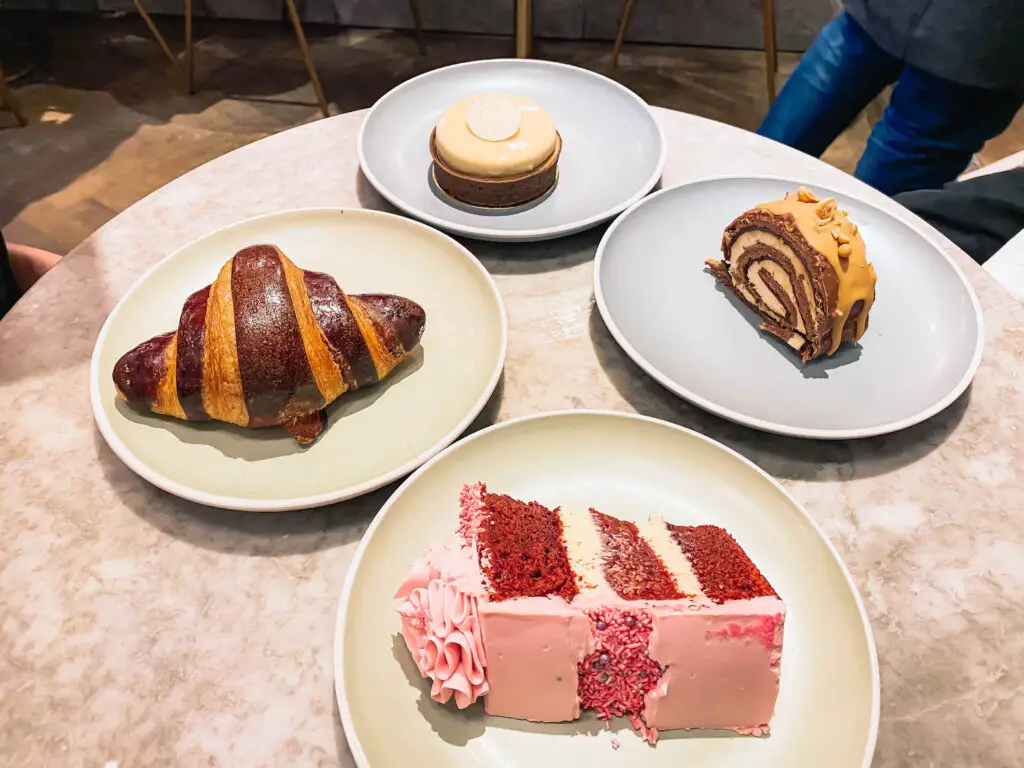 An Extensive Review Of Elan Cafe - Womanology