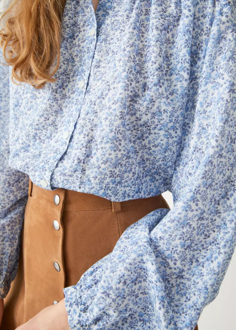 13 Floral Blouse Ideas To Make Your Wardrobe Pop - Womanology