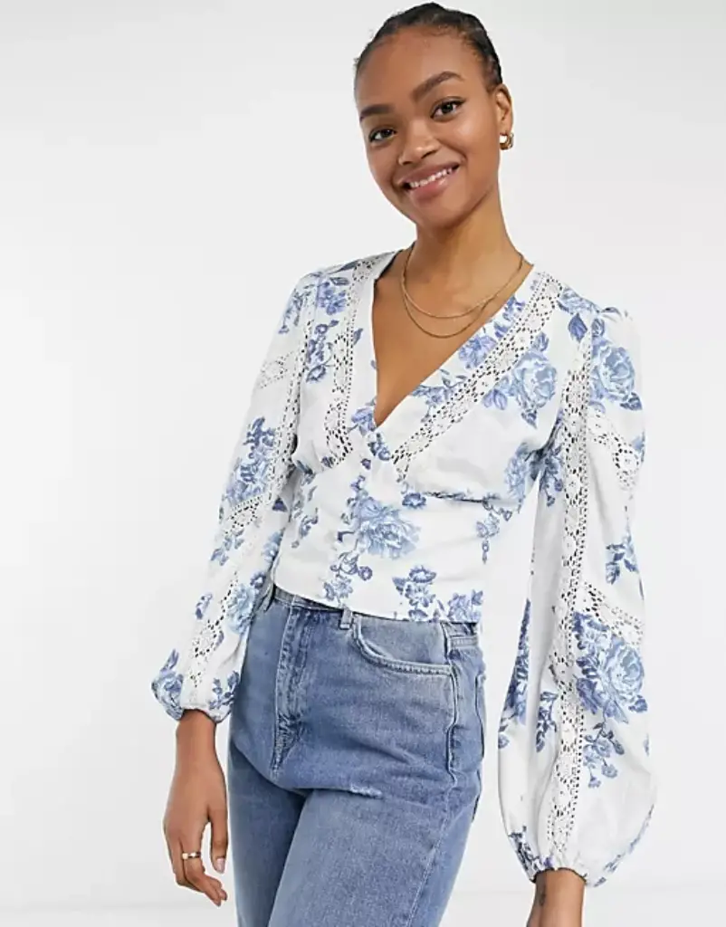13 Floral Blouse Ideas To Make Your Wardrobe Pop - Womanology